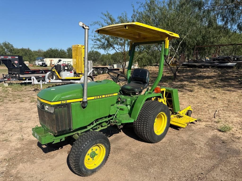 John Deere 670 Lot No. 519 Tractors For Sale with 1,050 Hrs | Tractor Zoom