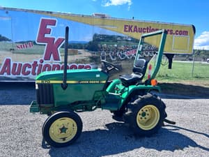 SOLD - John Deere 670 Lot No. 25534 Tractors with 193 Hrs | Tractor Zoom