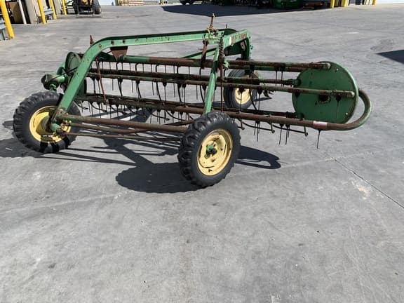John Deere 672 Hay and Forage Hay - Rakes/Tedders for Sale | Tractor Zoom