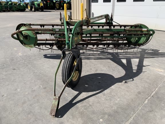 John Deere 672 Hay and Forage Hay - Rakes/Tedders for Sale | Tractor Zoom