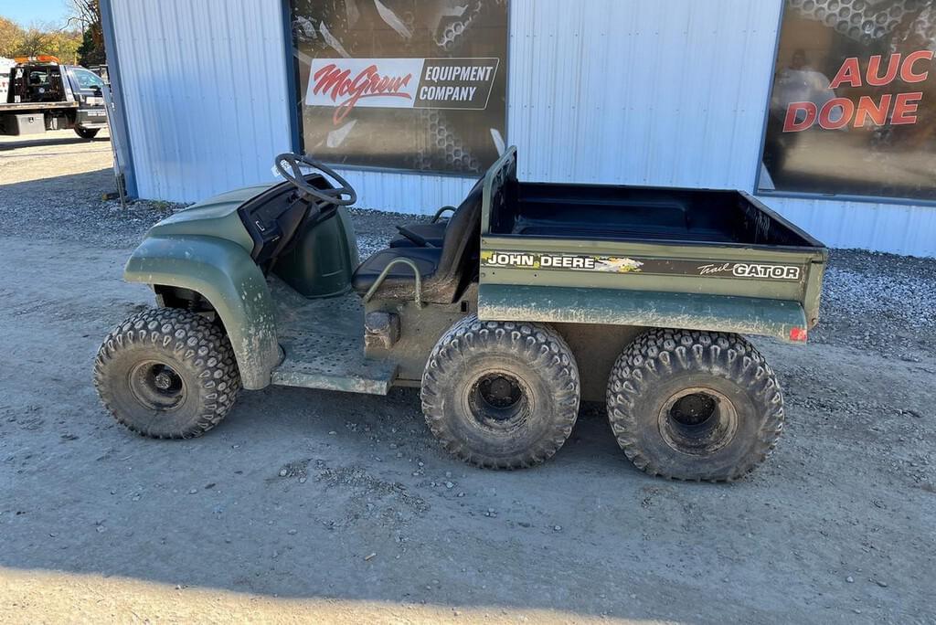 Tractor Zoom - John Deere Trail Gator