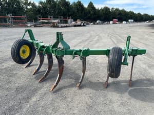 SOLD - John Deere 7 Shank Ripper Tillage with 7 Shanks | Tractor Zoom