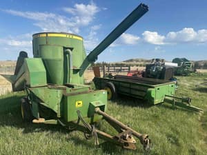 SOLD - John Deere 700 Lot No. 43 Hay and Forage | Tractor Zoom
