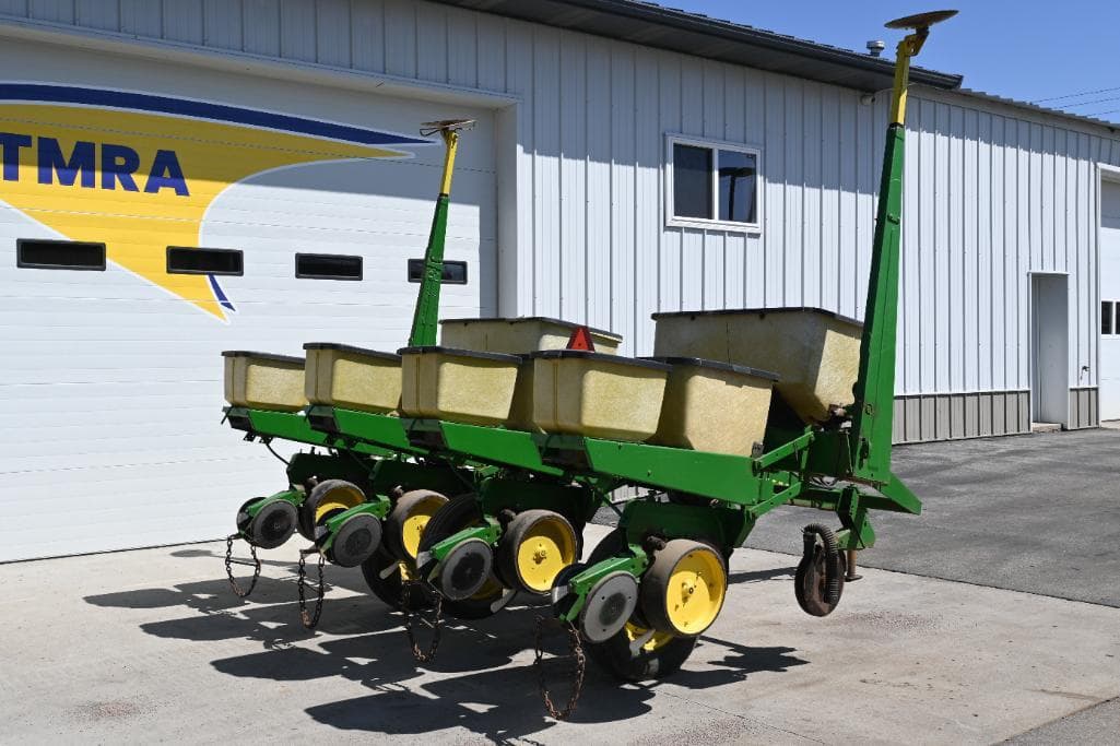 John Deere 7000 Planting Planters for Sale | Tractor Zoom
