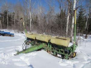 SOLD - John Deere 7000 6-Row Corn Planter 30" Planting with 6 Rows ...