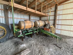 SOLD - John Deere 7000 6-Row Liquid Corn Planter Planting with 6 Rows ...