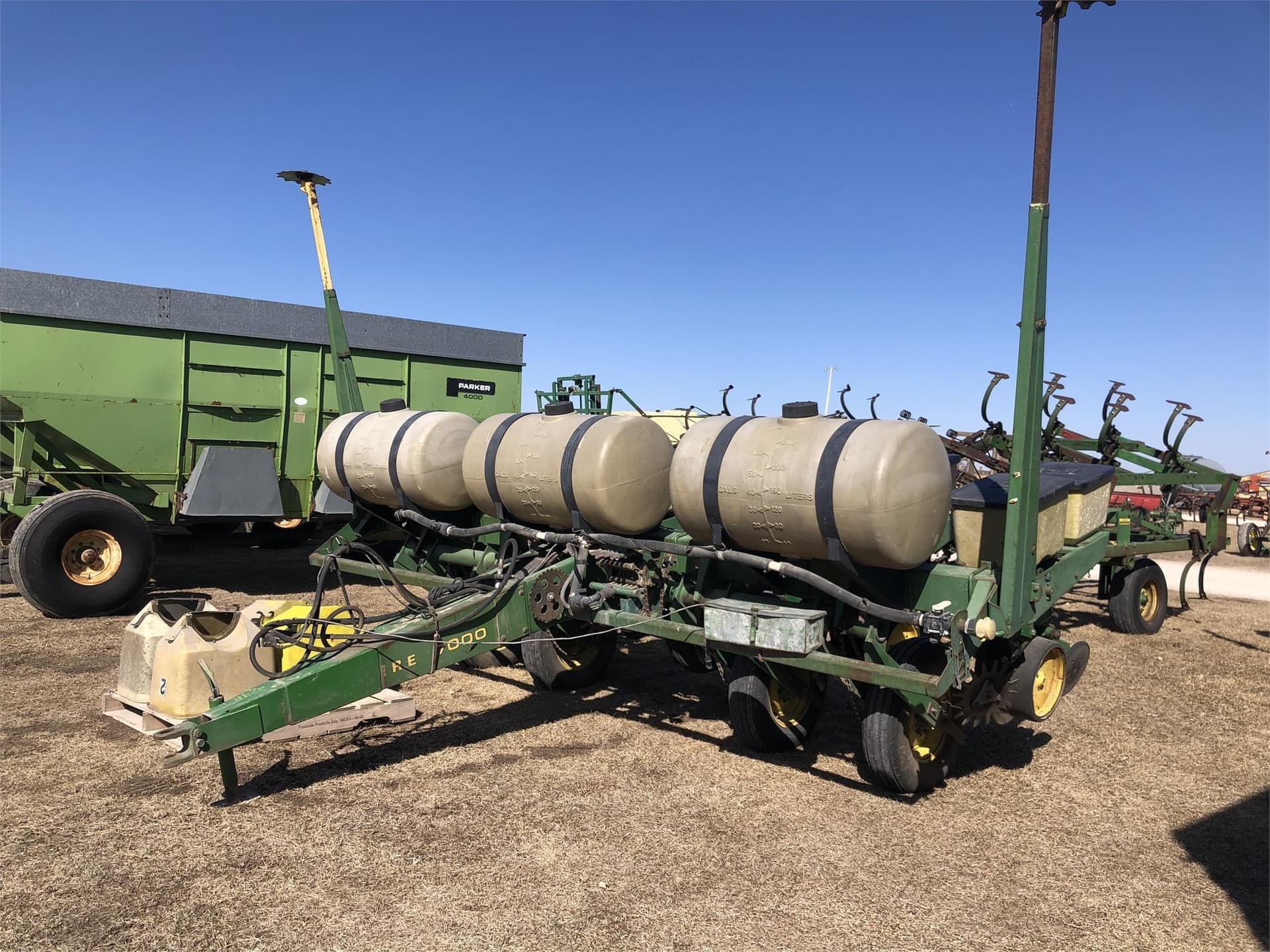 John Deere 7000 Planting Planters for Sale | Tractor Zoom