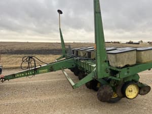 SOLD - John Deere 7000 Lot No. 110 Planting with 6 Rows | Tractor Zoom