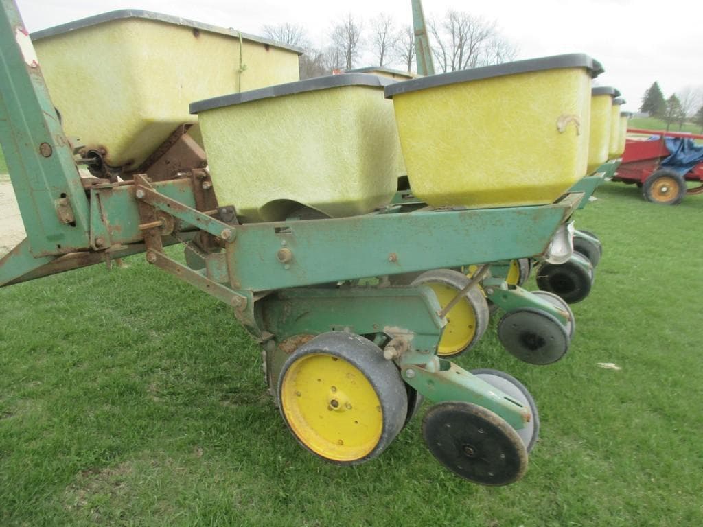 John Deere 7000 Planting Planters for Sale | Tractor Zoom