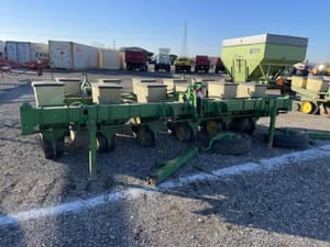 SOLD - John Deere 7000 Lot No. 1135 Planting with --- Rows | Tractor Zoom