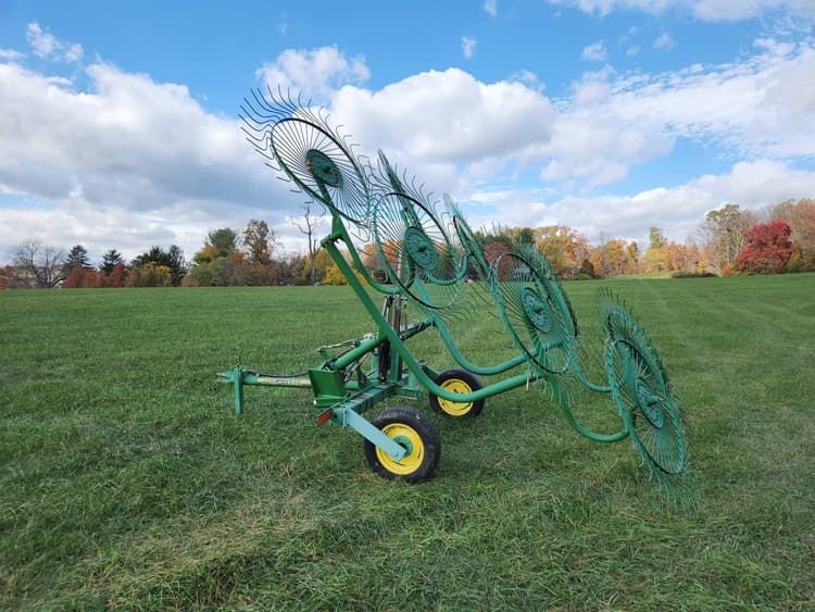 John Deere 702 Hay and Forage Hay - Rakes/Tedders for Sale | Tractor Zoom