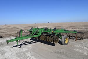 SOLD - John Deere 714 9-shank disk chisel Tillage with 9 Shanks ...