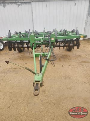 John Deere 714 Lot No. 13 Tillage For Sale with --- Shanks | Tractor Zoom