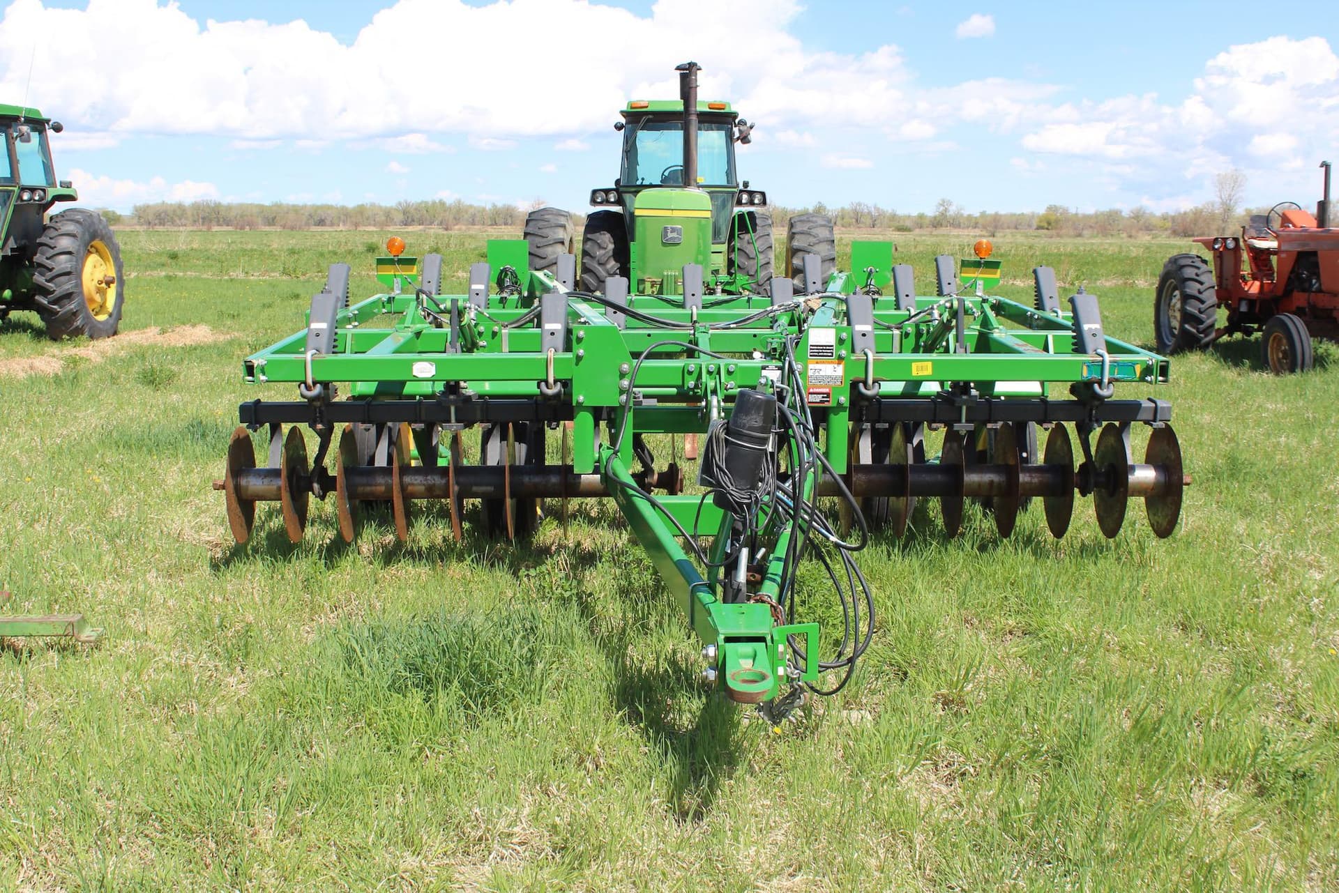 John Deere 714 Tillage Disk Rippers for Sale | Tractor Zoom