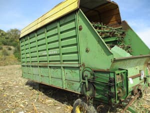 SOLD - John Deere 716A Chopper Box Harvesting | Tractor Zoom