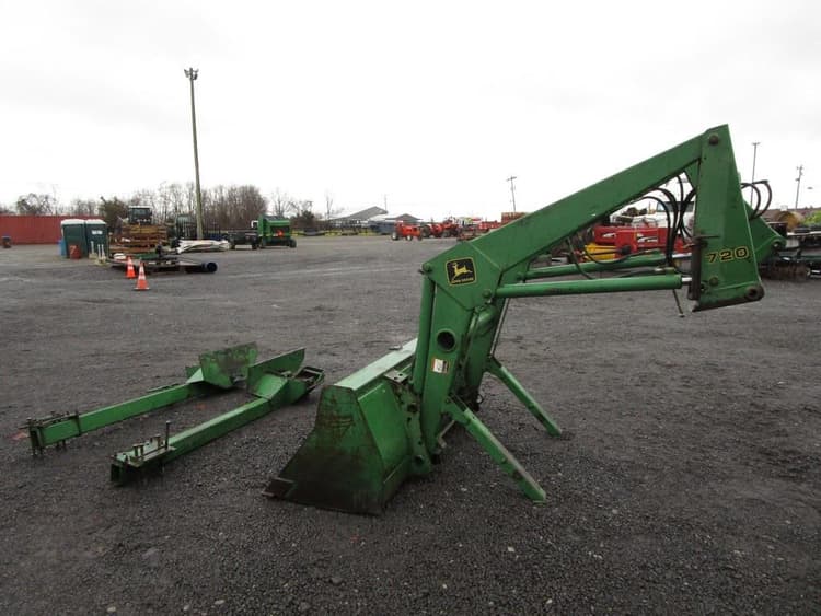 SOLD - John Deere 720 Other Equipment Loaders | Tractor Zoom