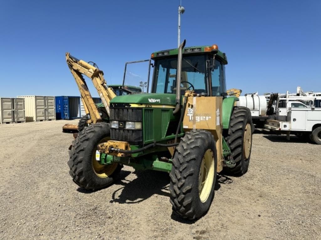 John Deere 7210 Tractors 100 to 174 HP for Sale | Tractor Zoom