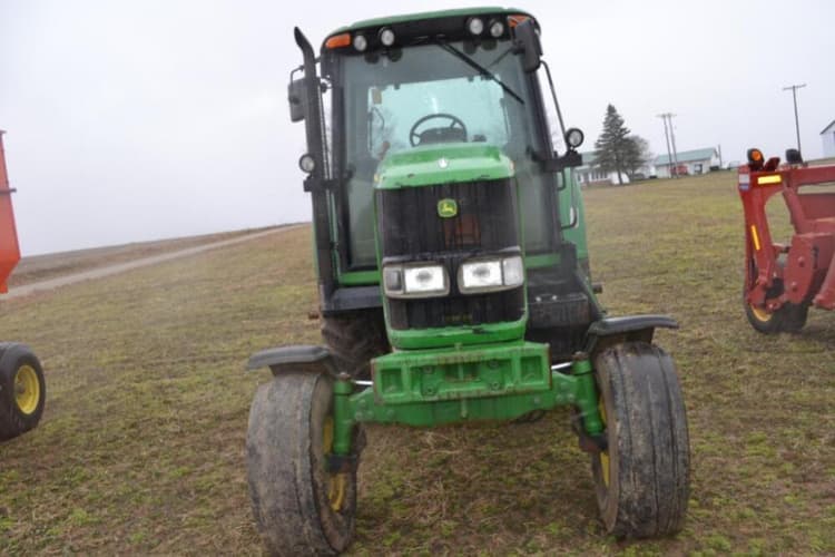 John Deere 7220 Tractors 100 to 174 HP for Sale | Tractor Zoom
