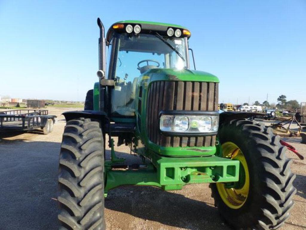 John Deere 7230 Tractors 100 to 174 HP for Sale | Tractor Zoom