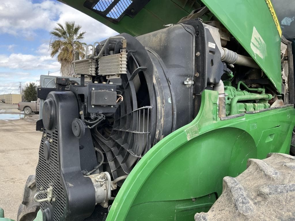 Tractor Zoom - John Deere 7230R