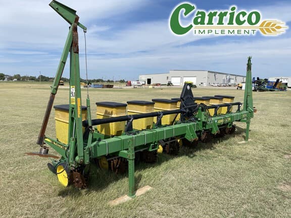 2000 John Deere 7300 Planting Planters for Sale | Tractor Zoom
