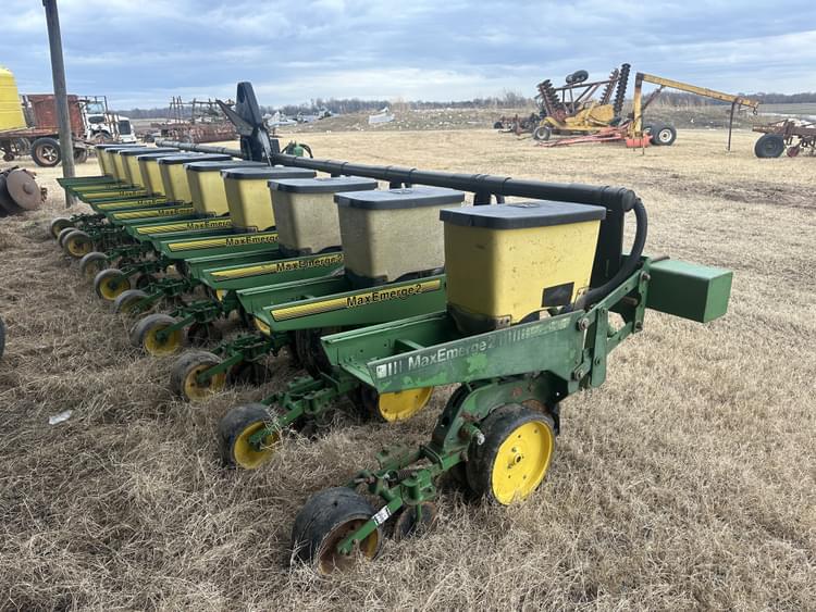 John Deere 7300 Planting Planters for Sale | Tractor Zoom