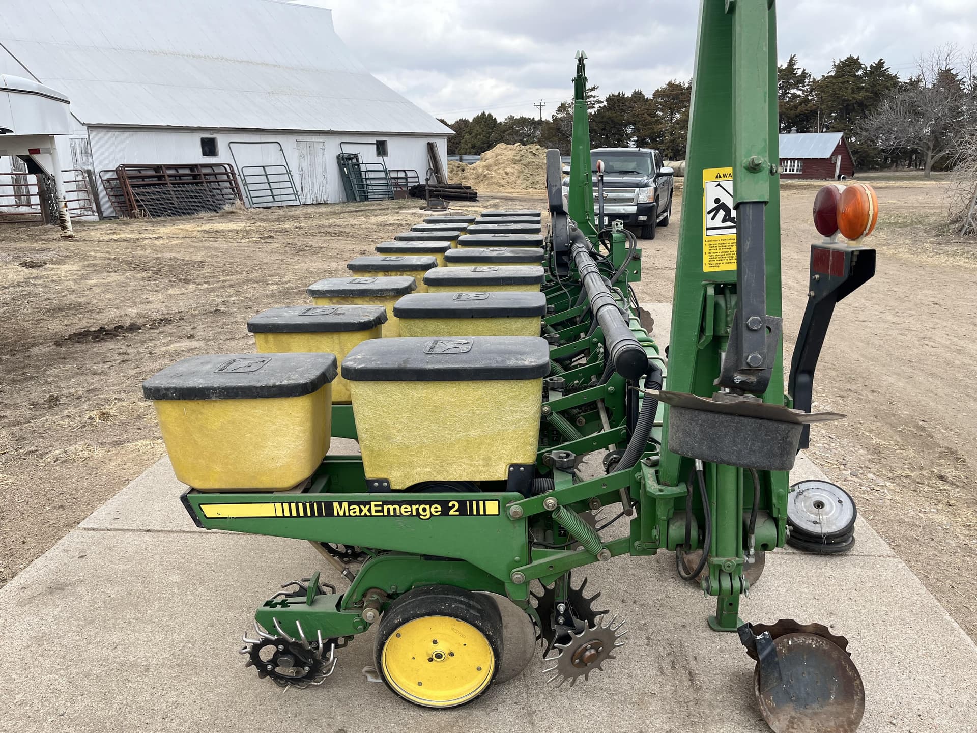 John Deere 7300 Planting Planters for Sale | Tractor Zoom