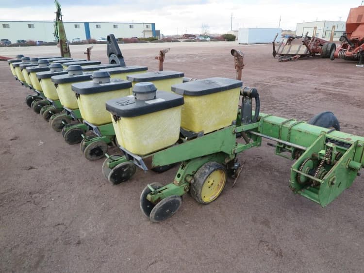 John Deere 7300 Planting Planters for Sale | Tractor Zoom