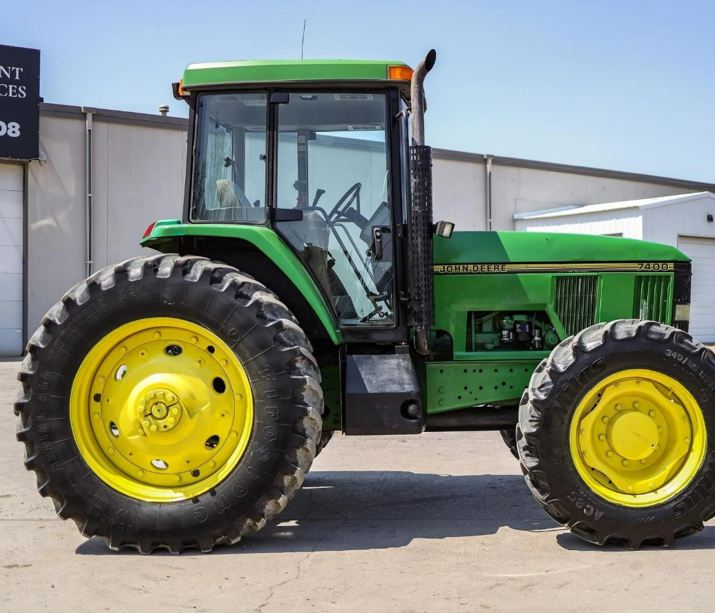 SOLD - John Deere 7400 Lot No. b01c79d1-0c3f-11ed-9544-0246304ce823 ...