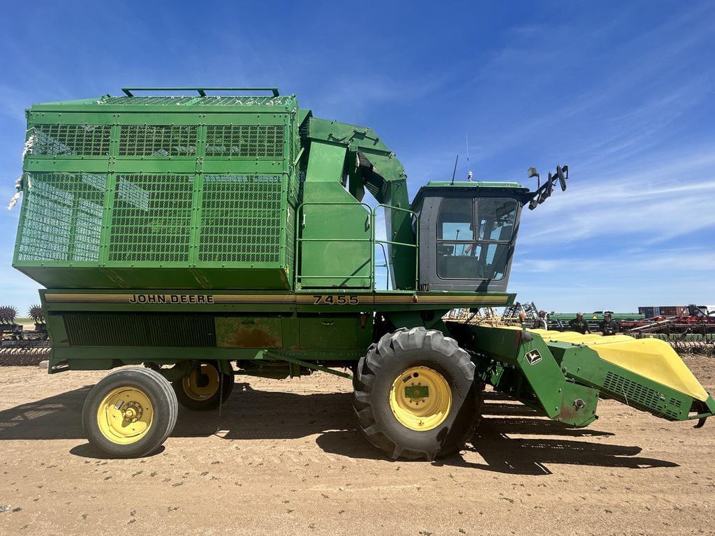 John Deere 7455 Harvesting Cotton Pickers/Strippers for Sale | Tractor Zoom