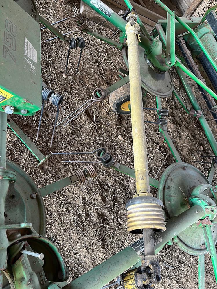 John Deere 752 Hay and Forage Hay - Rakes/Tedders for Sale | Tractor Zoom