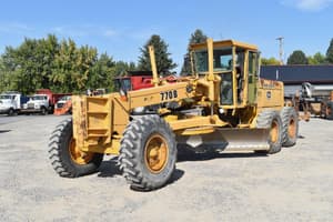 SOLD - John Deere 770B Lot No. 61760 Construction with 905 Hrs | Tractor Zoom