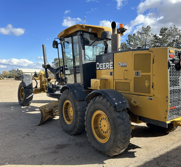 John Deere 770D Construction Motor Graders for Sale | Tractor Zoom