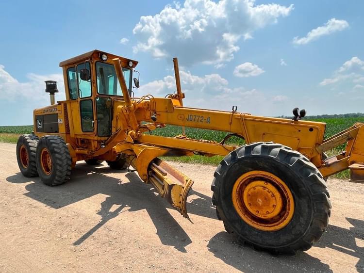 John Deere 772A Construction Motor Graders for Sale | Tractor Zoom