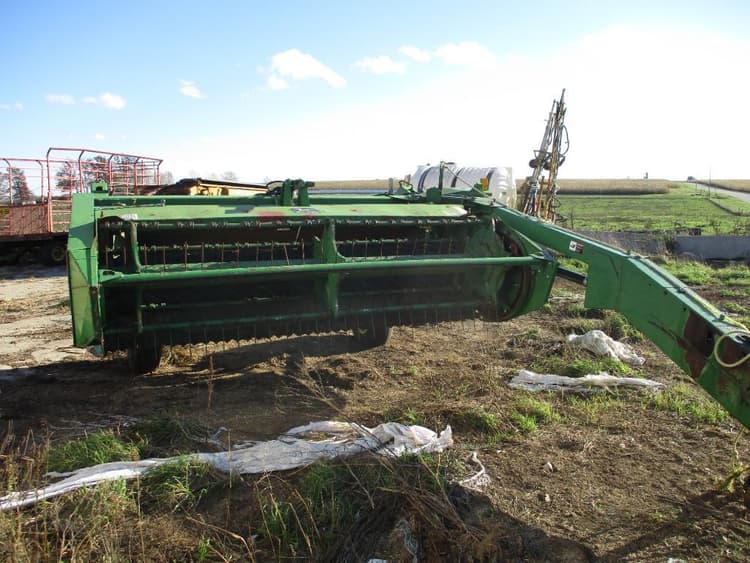 John Deere 820 Hay and Forage Mowers - Conditioner for Sale | Tractor Zoom