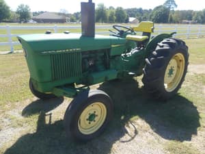 SOLD - John Deere 820 Lot No. 692 Tractors with 4,522 Hrs | Tractor Zoom