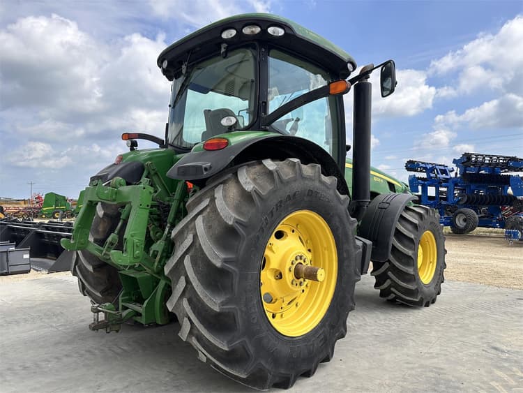 John Deere 8225R Tractors 175 to 299 HP for Sale | Tractor Zoom