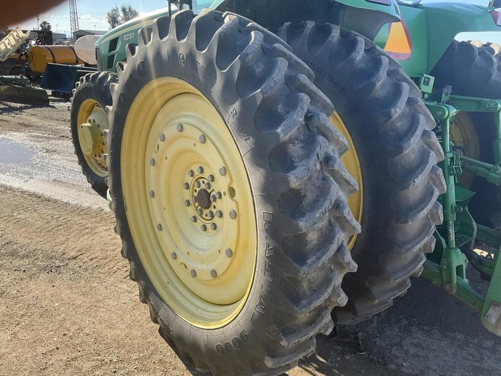 John Deere 8230 Tractors 175 to 299 HP for Sale | Tractor Zoom