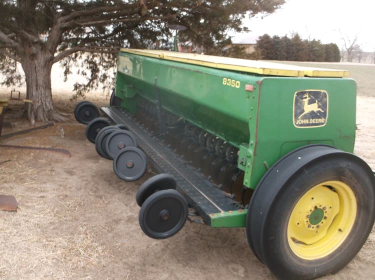 John Deere 8350 Planting Grain Drills for Sale | Tractor Zoom