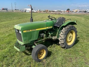 SOLD - John Deere 850 Tractor Tractors with 2,769 Hrs | Tractor Zoom