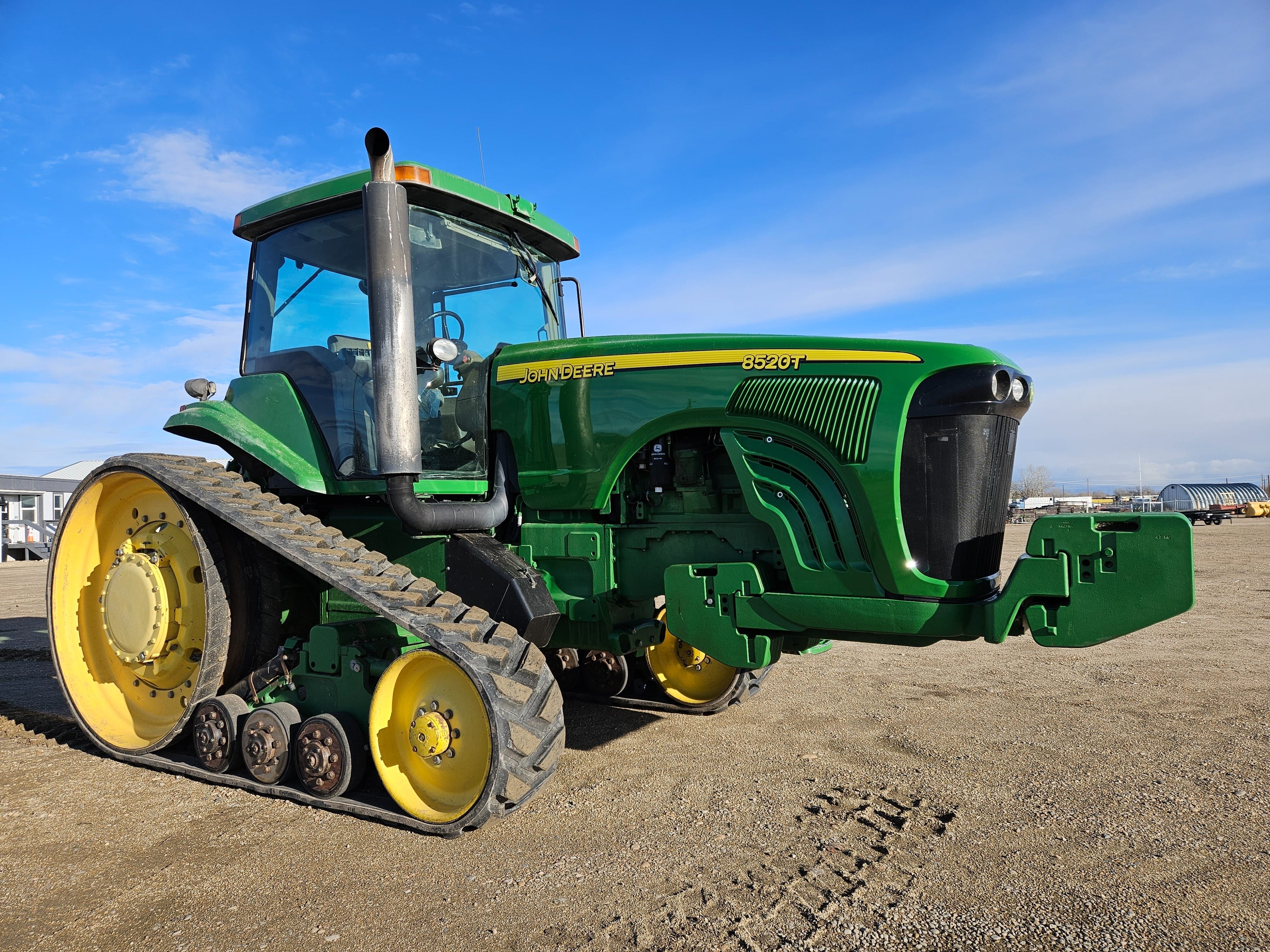 SOLD - John Deere 8520T Tractors 300 to 424 HP | Tractor Zoom