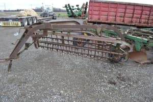 SOLD - John Deere 858 hay rake Hay and Forage | Tractor Zoom