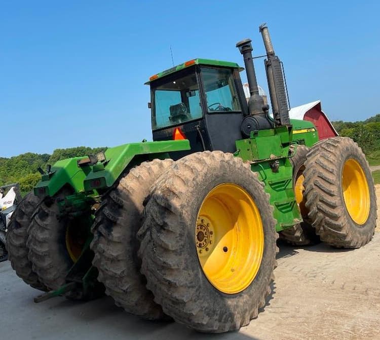 John Deere 8760 Tractors 300 to 424 HP for Sale | Tractor Zoom