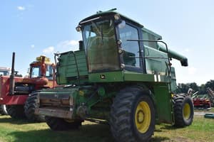 SOLD - John Deere 8820 Lot No. 305 Combines with 5,643 Hrs | Tractor Zoom