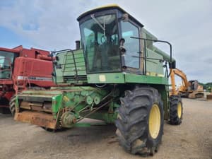 SOLD - John Deere 8820 Turbo Combine Combines with 3,257 Hrs | Tractor Zoom