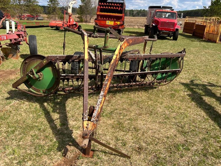 John Deere 894A Hay and Forage Hay - Rakes/Tedders for Sale | Tractor Zoom