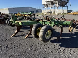 SOLD - John Deere 915 Lot No. 16 Tillage with --- Shanks | Tractor Zoom