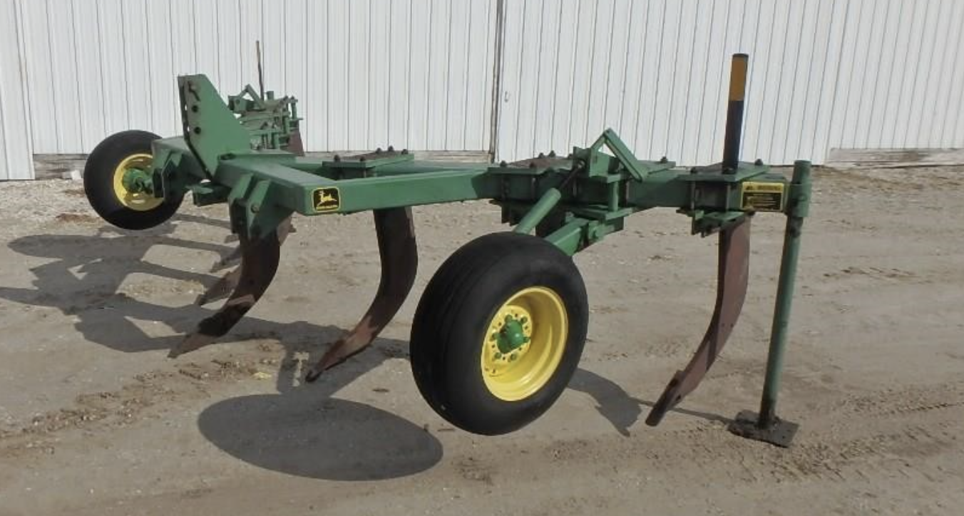 SOLD - John Deere 915 Lot No. 55910eb7-f193-11ec-9544-0246304ce823 ...