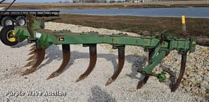 SOLD - John Deere 915 Lot No. DN7186 Tillage with 11 Shanks | Tractor Zoom