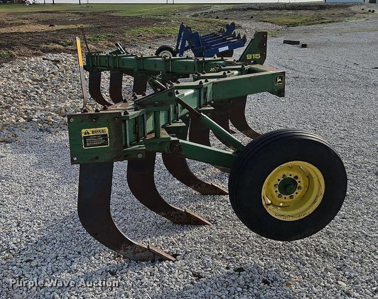 John Deere 915 Tillage Rippers for Sale | Tractor Zoom